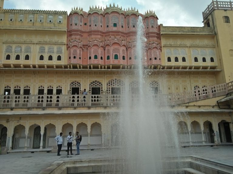 Jaipur Tourism: Best Places to visit, sightseeing, Hotels to stay ...